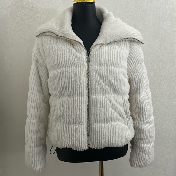 Fb Sister | Jackets & Coats | White Faux Fur Jacket | Poshmark